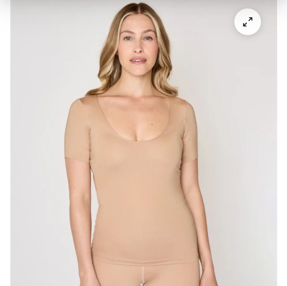 Numi | Tops | Numi Adaptex Signature Short Sleeve | Poshmark